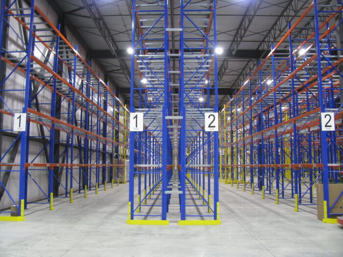 Using Pallet Racks for Food Storage Warehouses – Shelving Inc.